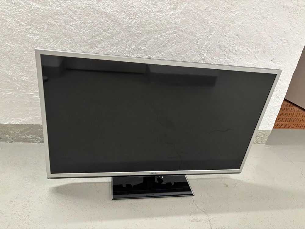 TOSHIBA Fernseher, LCD, 40 Zoll | Kaufen auf Ricardo