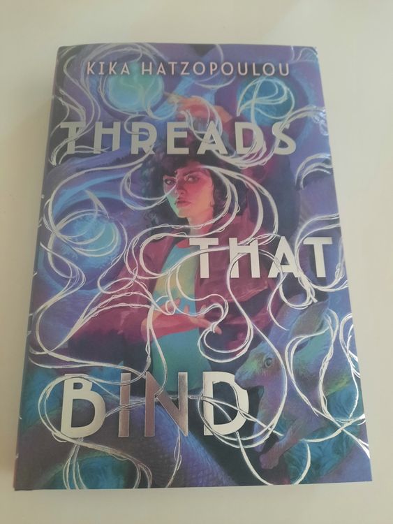 Threads That Bind - Kika Hatzopoulou - singnierte Ausgabe | Kaufen auf ...