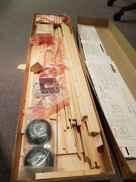 Das box fly pilot doppeldecker (Neu (gemäss Beschreibung)) in Perly für ...