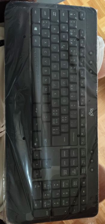 Logitech Keyboard K540 und Maus, Neu und unbenutzt (Neu und ...