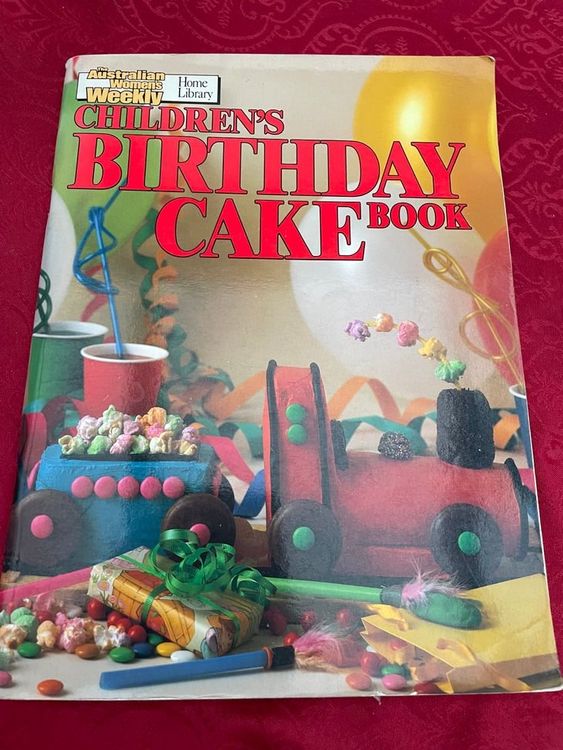 Children Birthday Cake Book | Kaufen auf Ricardo