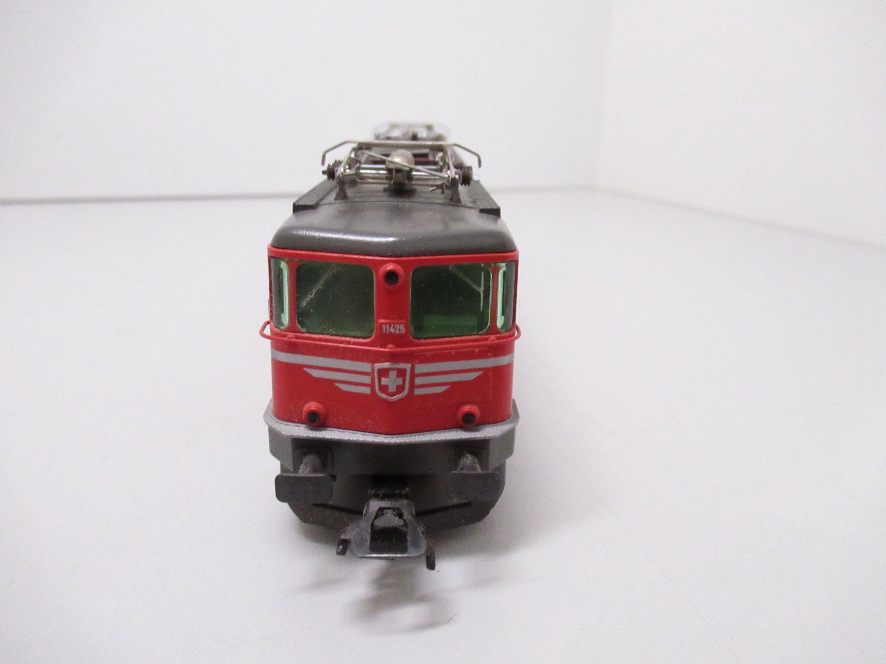 Märklin 3336 E-Lok Ae 6/6 SBB CFF FFS Genf rot Analog AC H0 (Gebraucht ...