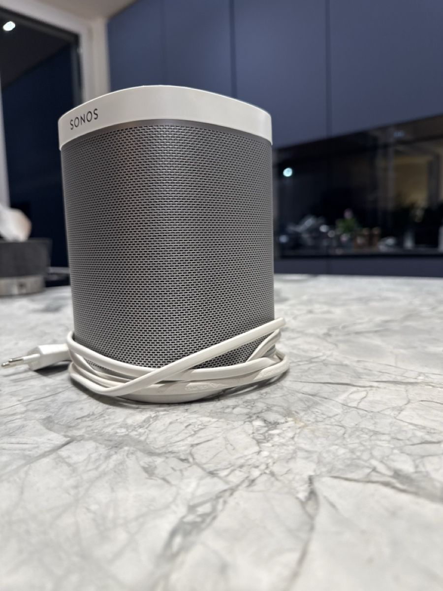 Sonos One (Gen 2) - Smart Speaker - Great Sound Quality (Gebraucht) in ...