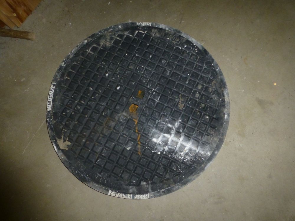 Schachtdeckel BGS mit Ring Deckel 61cm Ring aussen 65cm (Gebraucht) in ...