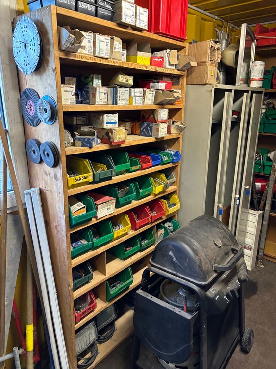 Werkzeugcontainer (Lot 1410) Standort 4153 Reinach | Kaufen auf Ricardo