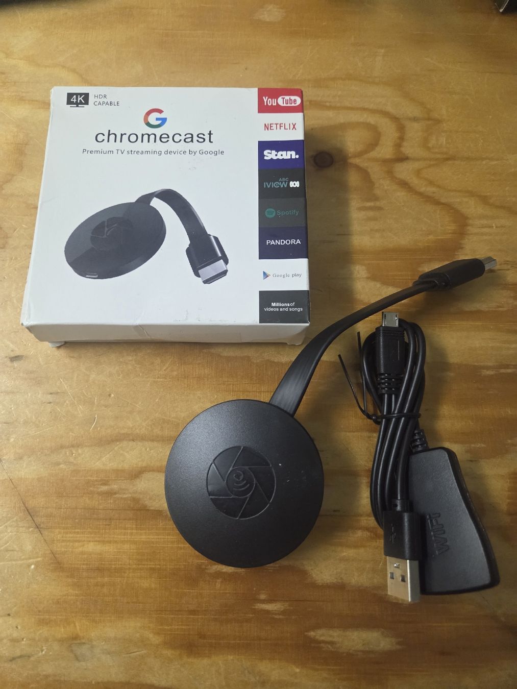 Google Chromecast - Top Zustand - Streaming für TV! (Neu (gemäss ...
