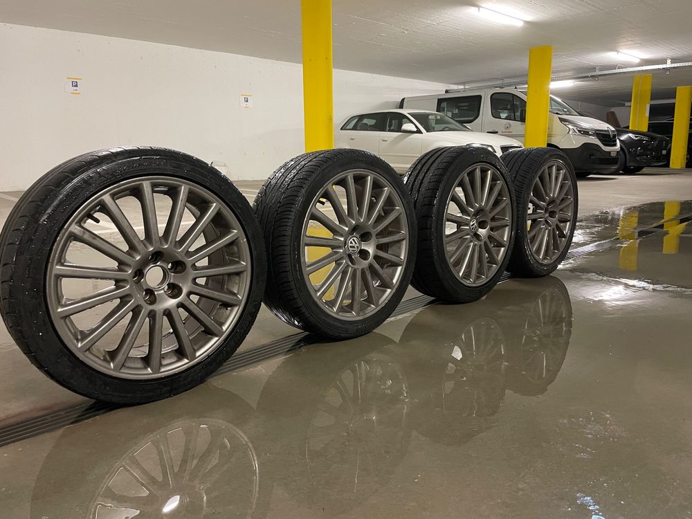 Golf R32 Felgen 18zoll, waren zuletzt auf Golf 4 2002 | Kaufen auf Ricardo