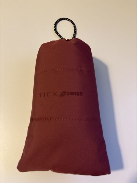ViU x SWISS INTERNATIONAL AIRLINES Business class kit (Neu und ...