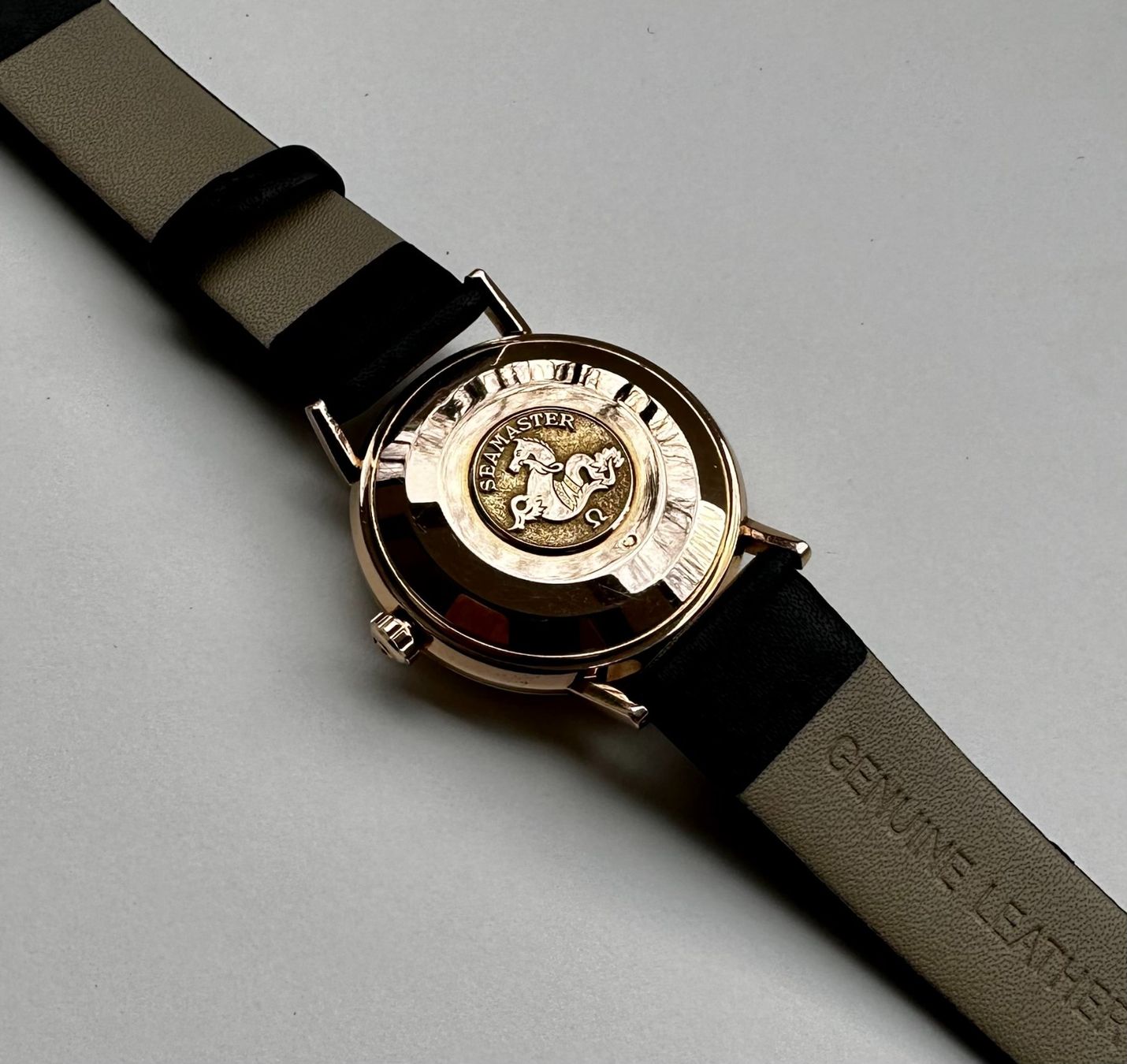 Omega Seamaster 18k (D'occasion) à Châtelaine pour CHF 2845 – avec ...