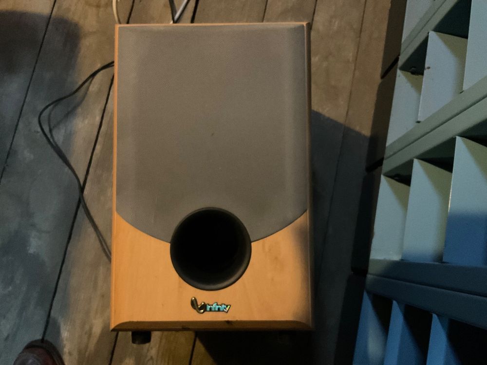 Infinity subwoofer actif Alpha Junior sub 2 | Kaufen auf Ricardo
