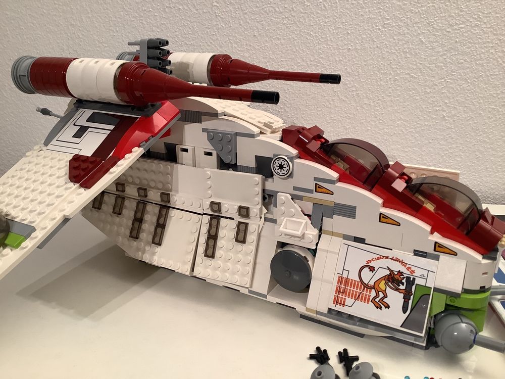 Lego StarWars Republic Attack Gunship 7676 von 2008 (Gebraucht) in ...