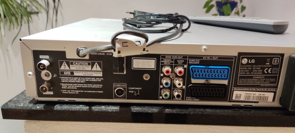 VHS & DVD Videorecorder RC7000 von LG | Kaufen auf Ricardo