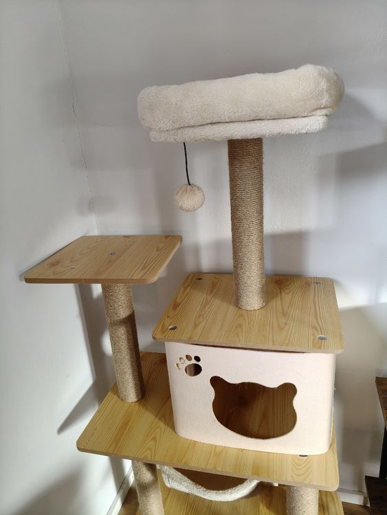 Arbre à chat 1m30 (D'occasion) à Chamoson pour CHF 40 – retrait ...