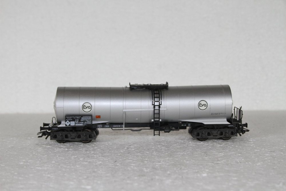 Märklin DB Eva Tankwagen (Gebraucht) in Triesen für CHF 26 – mit Lieferung auf Ricardo kaufen