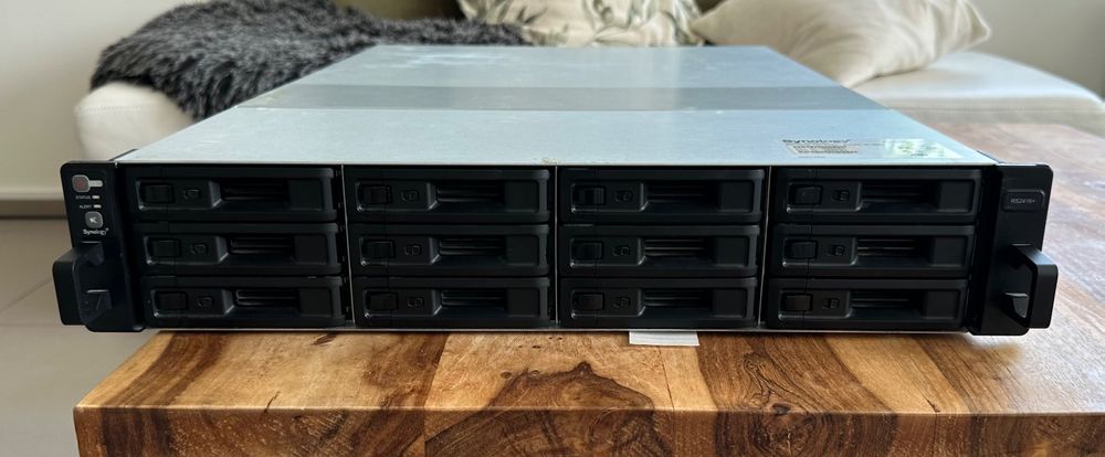 Synology RS2416+ (Defekt) in für CHF 84 – nur Abholung auf Ricardo kaufen