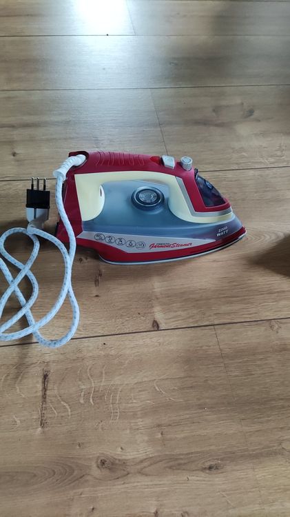 Dampfbügeleisen | Kaufen auf Ricardo