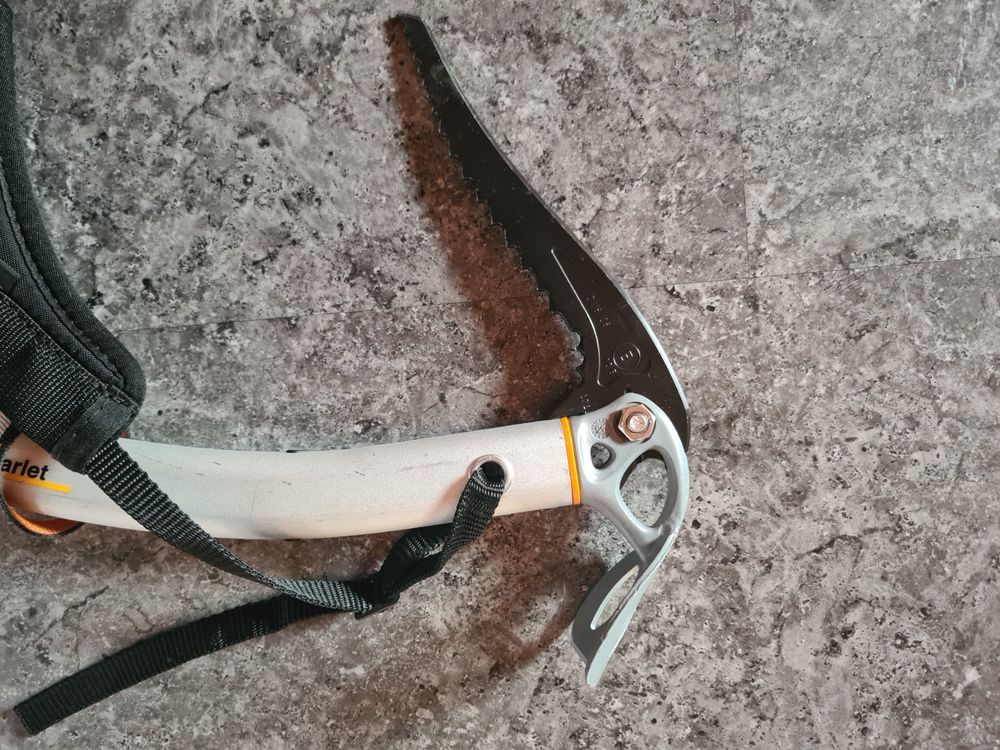 Eispickel / Eisgerät Petzl Aztar (Gebraucht) in Utzenstorf für CHF 170 ...