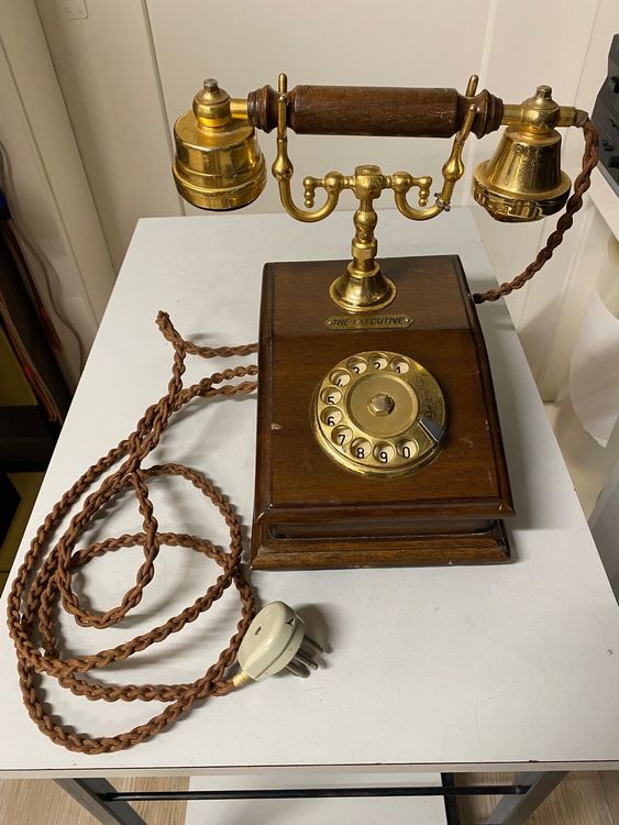 Alte Telefon (Defekt) in Gebenstorf für CHF 50 – mit Lieferung auf ...