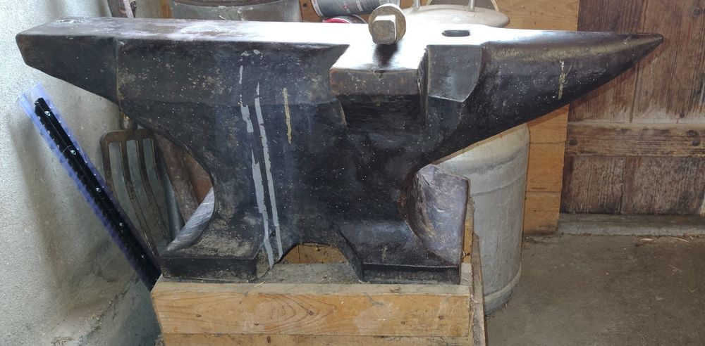 Alte Amboss / Esse Amboss, ideal für Handwerker. (Gebraucht) in ...