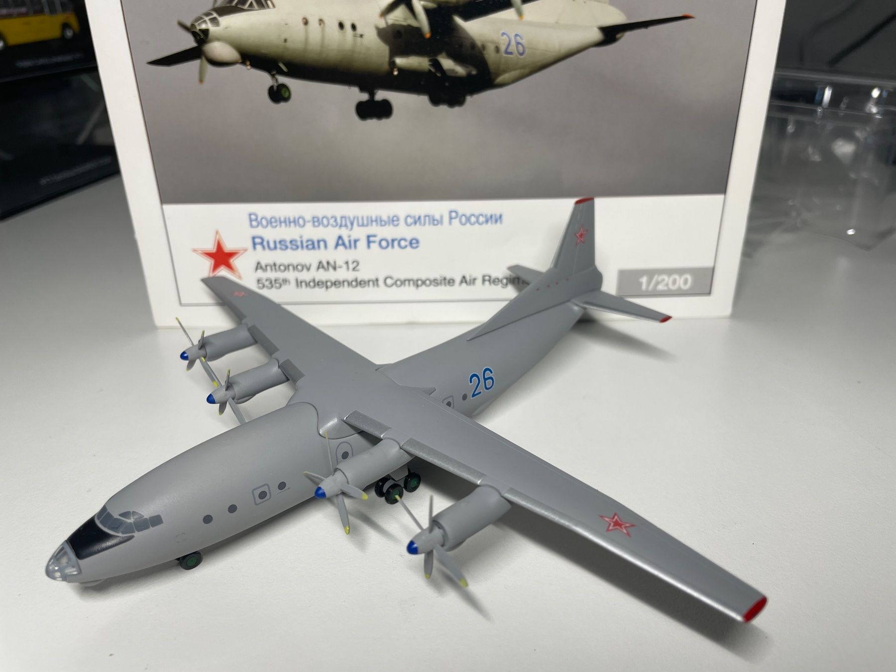 Antonov An-12 Russian Air Force #26 1/200 (Neu und originalverpackt) in Hochfelden für CHF 69 ...
