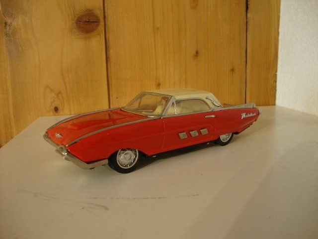 Blech Modellauto 1963 Ford Thunderbird MF-333 Friction (Gebraucht) in ...