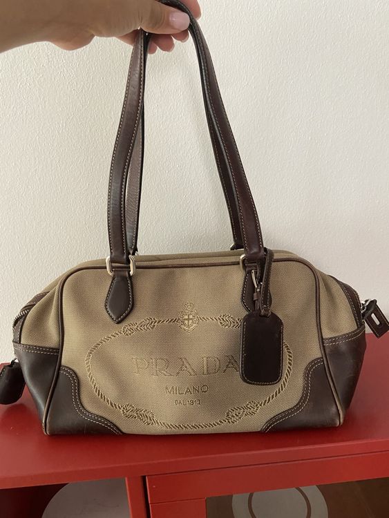Prada Vintage Handtasche (Gebraucht) in Neuenhof für CHF 250 – mit ...