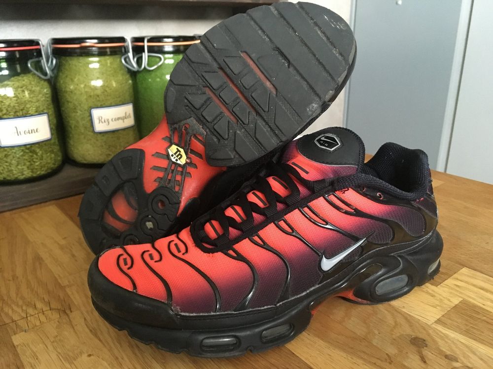 NIKE Air Max Plus TN - Deadpool - 41, 8us (Gebraucht) in St-Ursanne für ...