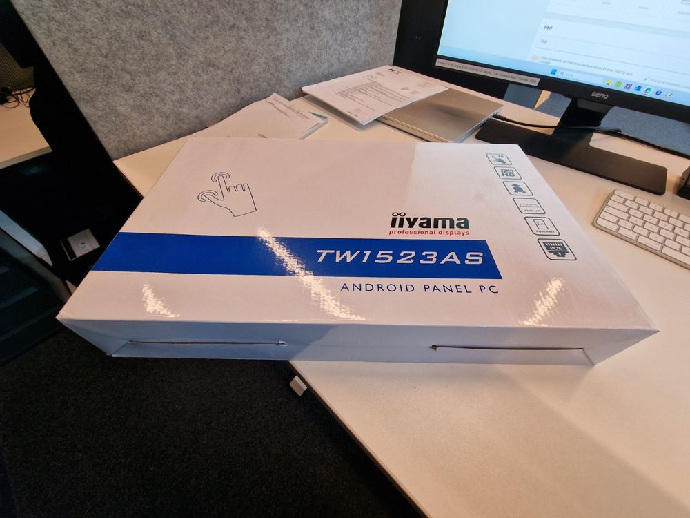 iiyama 15" Touchscreen Monitor - Neu! (Neu und originalverpackt) in ...