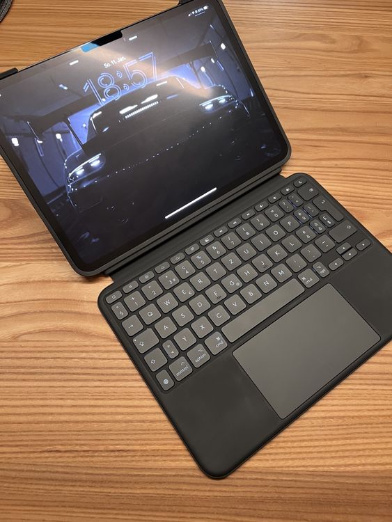 Logitech Combo Touch Case für das iPad Pro 11" (M4). (Gebraucht) in ...