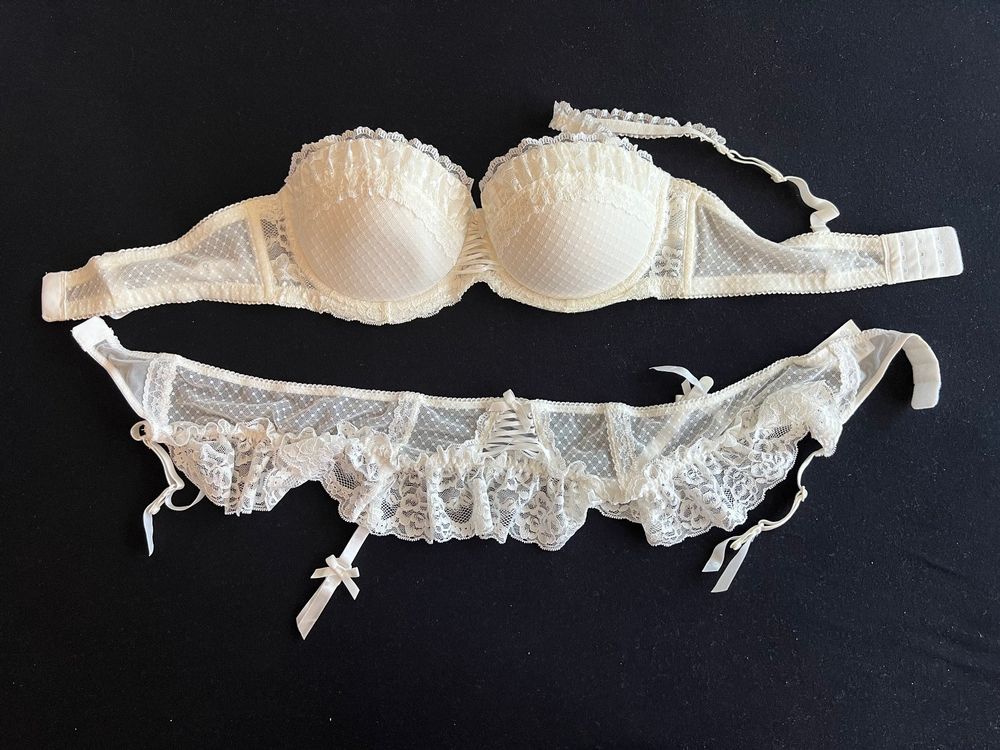H&M BH und Strumpfhalter in weiss (Gebraucht) in Steinhausen für CHF 19 ...