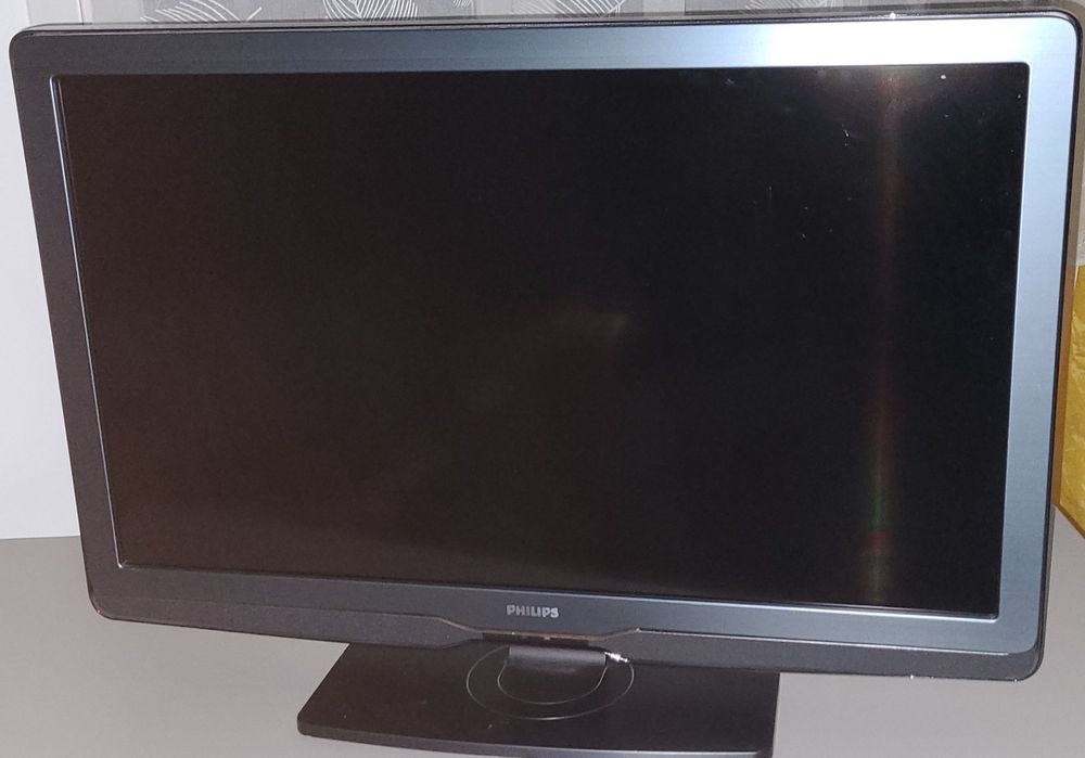 Philips Fernseher 37Zoll Ambilight (Gebraucht) in für CHF 10 – nur ...