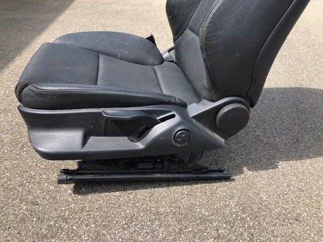 Autositz Leder/Stoff für Audi oder Golf | Kaufen auf Ricardo