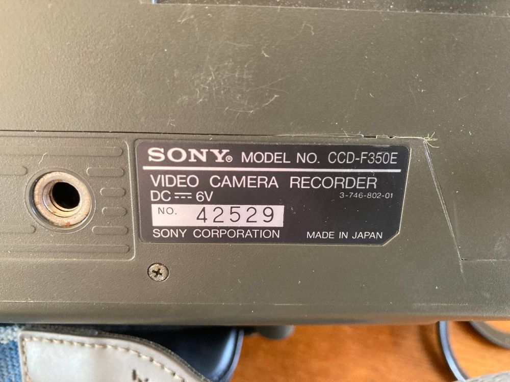 Sony Handycam CCD-F350E (Gebraucht) in Lovens für CHF 56 – mit ...