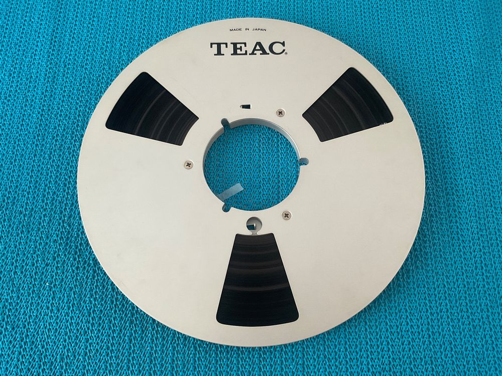 Teac NAB Aluminium Spule mit Band (Gebraucht) in Langenthal für CHF 38 ...