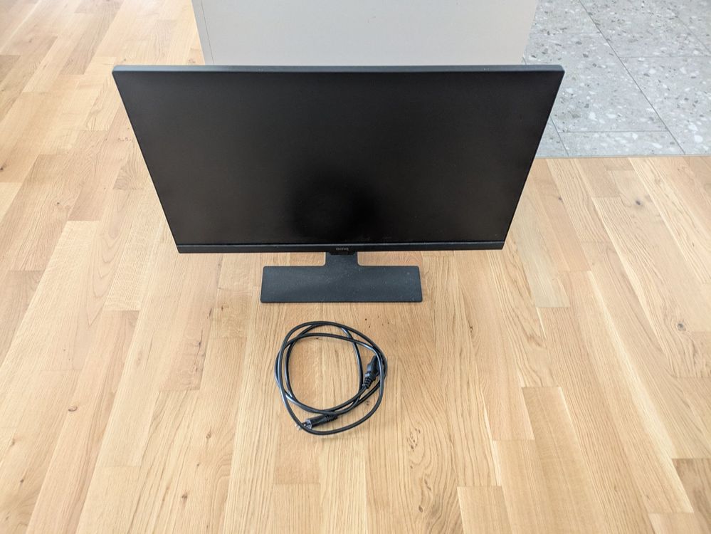 BenQ 27 Zoll Monitor (Gebraucht) in Uster für CHF 49 – nur Abholung auf ...