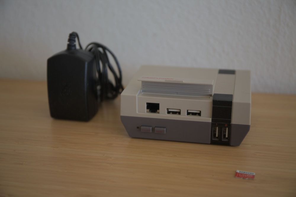 Raspberry Pi 3 - NES Look (Defekt) in Zürich für CHF 34 – mit Lieferung ...