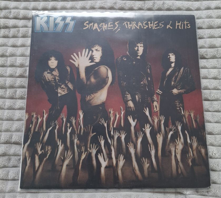 KISS - Smashes, thrashes & hits LP (Gebraucht) in Aarberg für CHF 17 ...