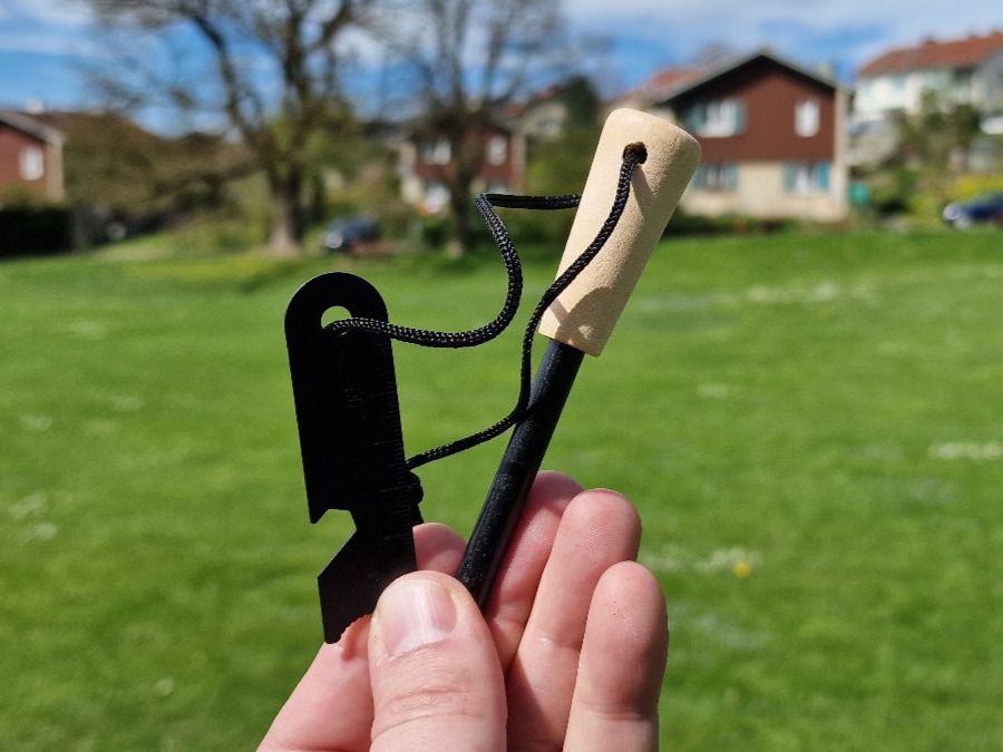 Ember Rock Feuerstahl – Entzünde Feuer wie ein Profi (Holz) | Kaufen ...