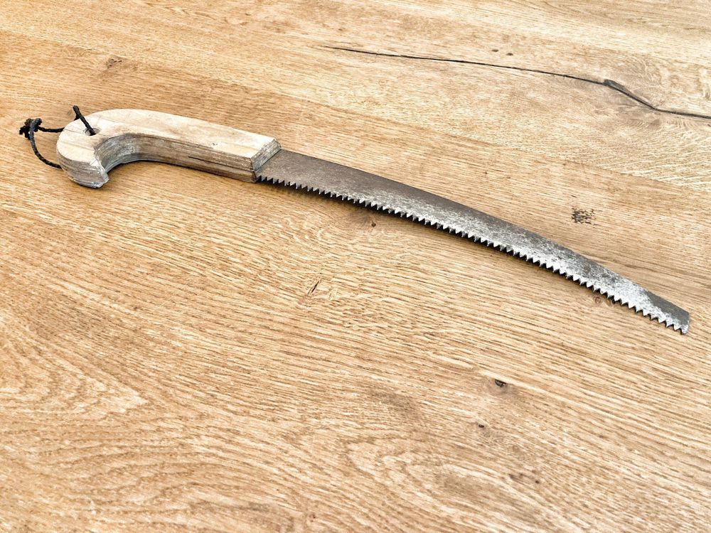 OUTDOOR SÄGE FUCHSSCHWANZ HANDSÄGE BAUMSÄGE KLAPPSÄGE AXT (Defekt) in ...