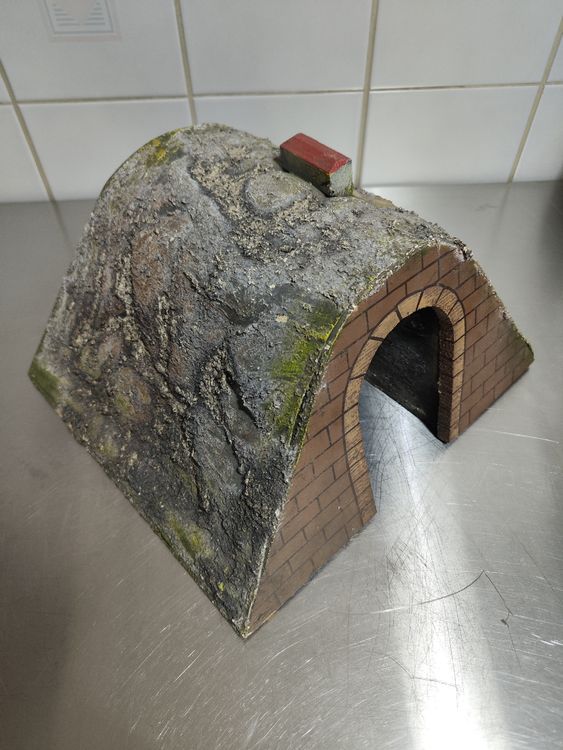 Tunnel spur 0 (Gebraucht) in Genève für CHF 15 – mit Lieferung auf ...