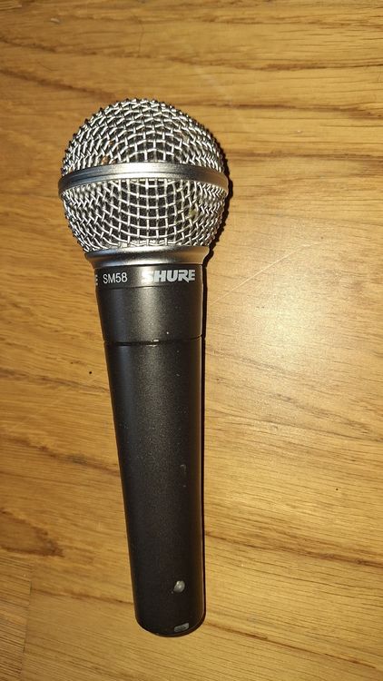 Shure SM58 Mikrofon - Top Zustand, ideal für Bühne! (Gebraucht) in Mels ...