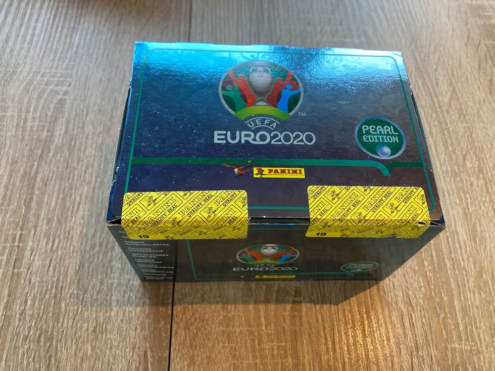 Panini box fermé neuf euro 2020 pearl édition suisse | Kaufen auf Ricardo