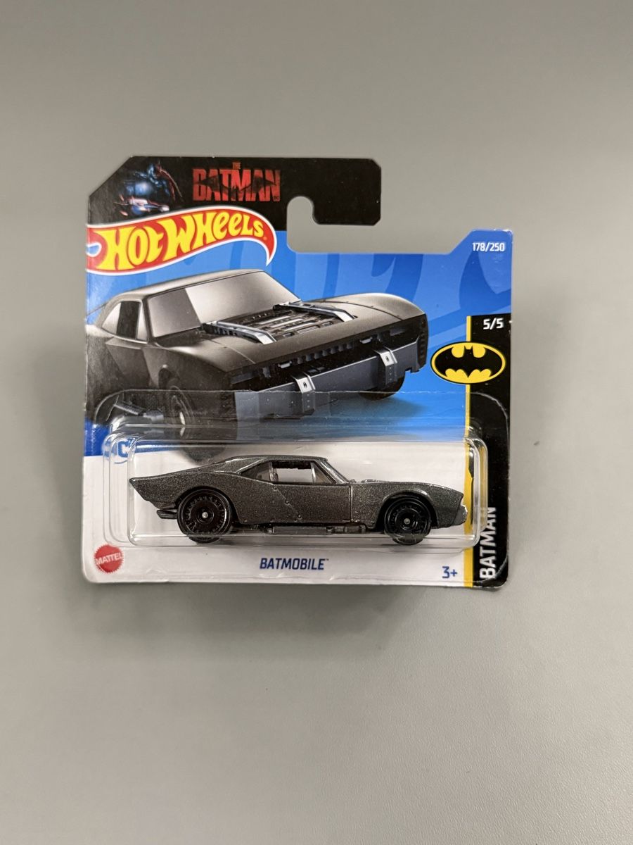 Hot Wheels The Batman Batmobile, Sammlerstück, Neu! 1:64 (Neu (gemäss ...