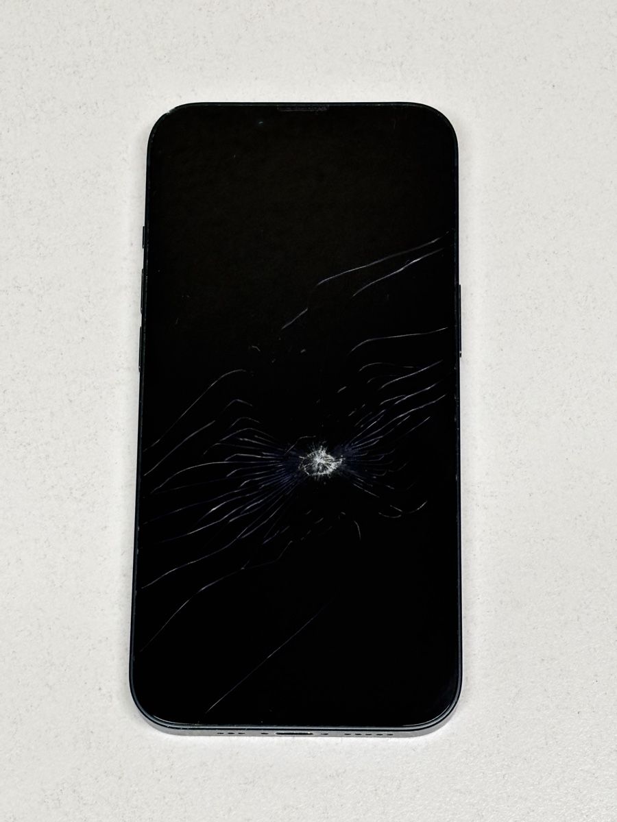 iPhone 13 256 GB – funktioniert einwandfrei – Frontglas def. (Gebraucht ...