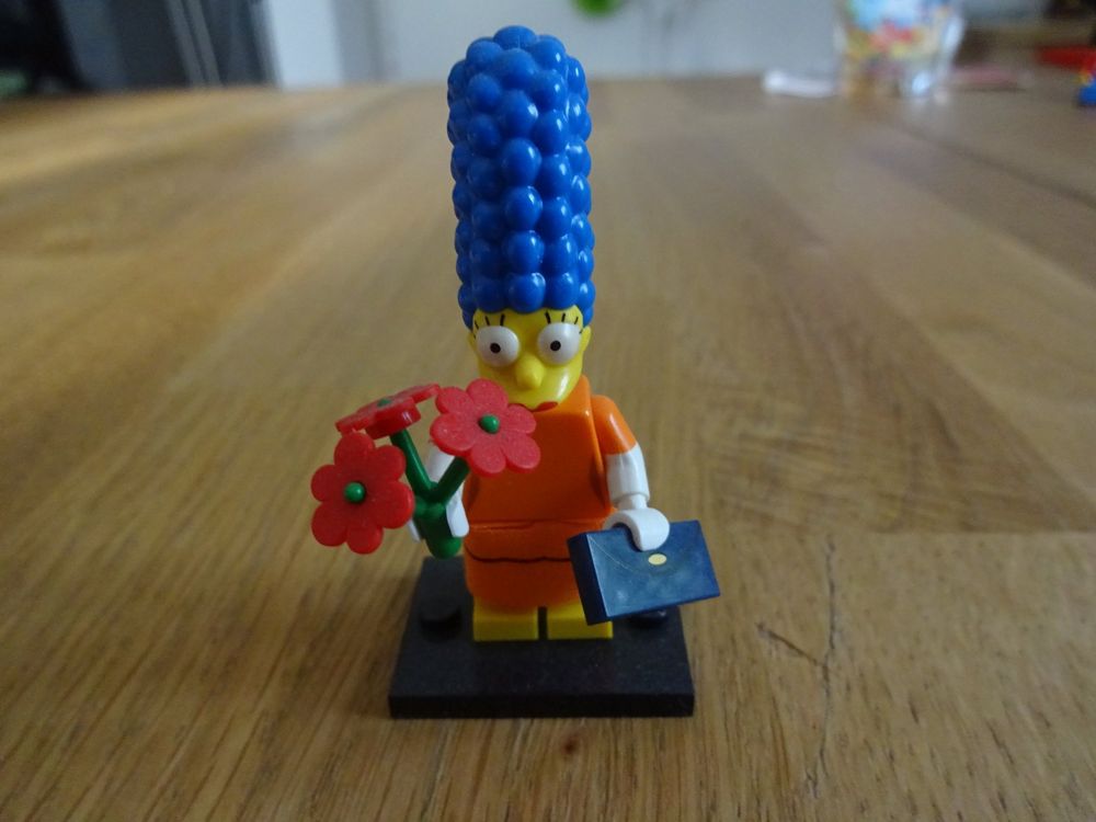 LEGO Minifigur Marge Simpson Serie Simpsons (Gebraucht) in Bremgarten ...