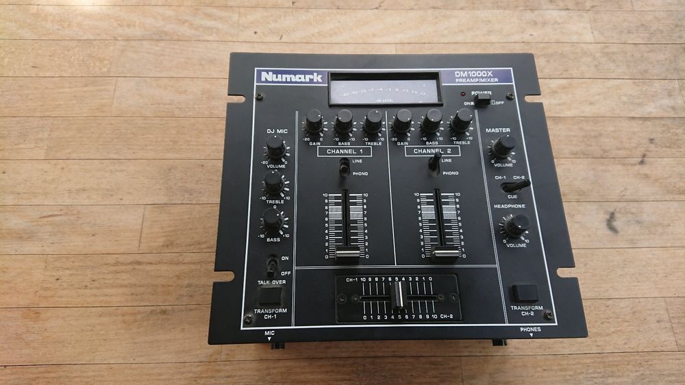 Mischpult Numark DM1000X (Gebraucht) in für CHF 14 – mit Lieferung auf ...