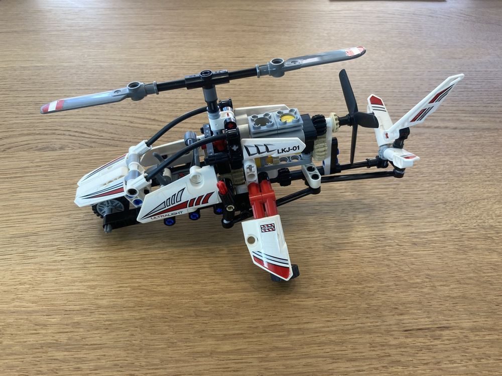 Lego Technic 2 Modelle in 1 (Gebraucht) in Kappelen für CHF 29 – mit ...