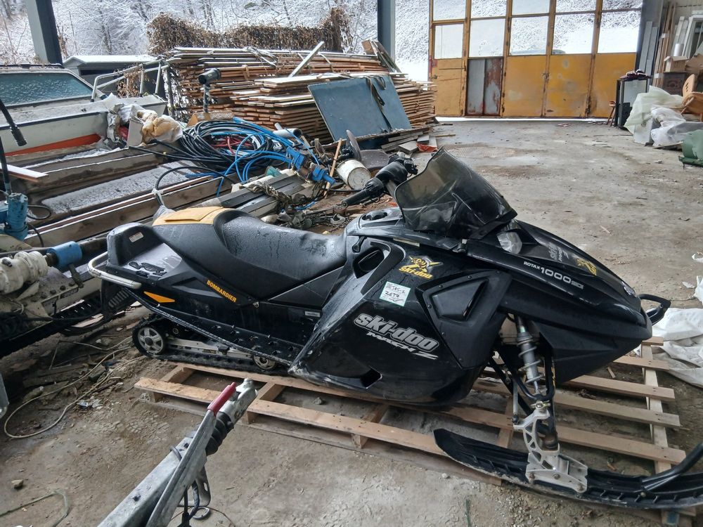 Schneetöff ski -doo mach z 1000 2 t (Gebraucht) in Castasegna für CHF ...