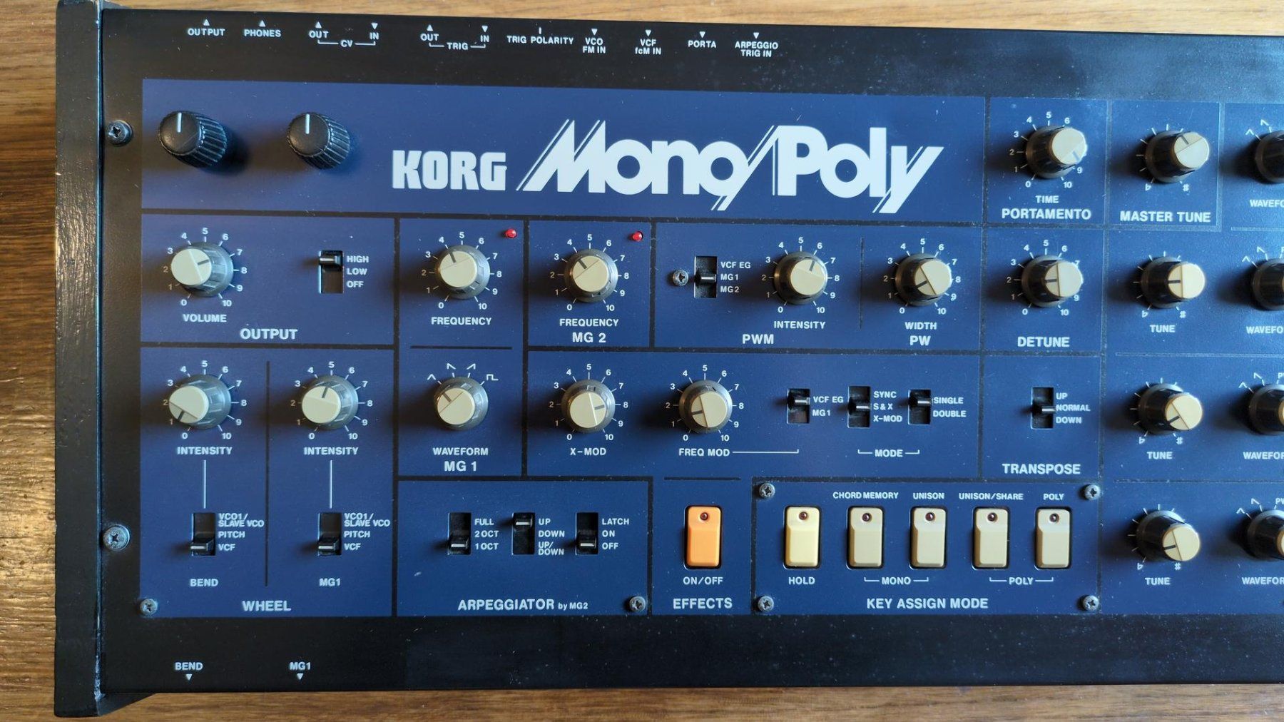 Korg Mono/Poly, sans clavier, avec Tubbutec ModyPoly HiRes (D'occasion ...