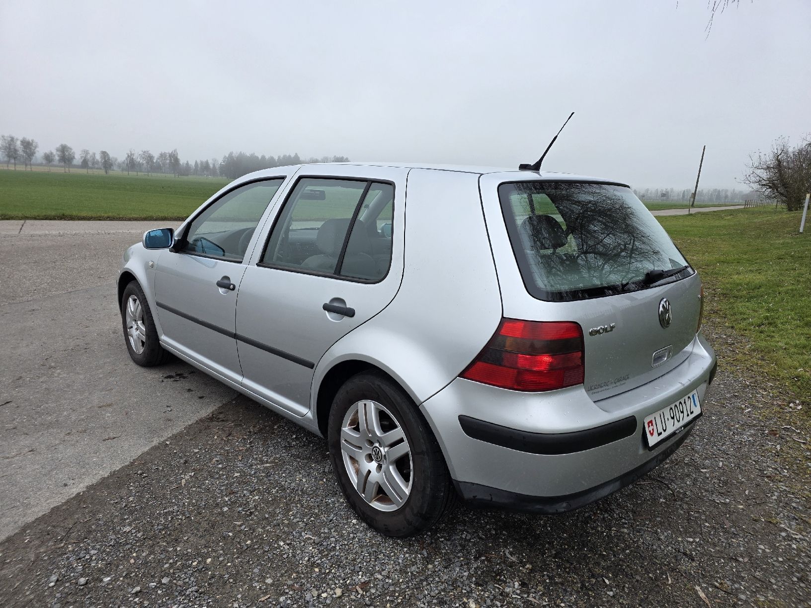 🔥 VW Golf 4 1.6 SR Automat! mit MFK 🔥 (D'occasion) à Schötz pour CHF ...